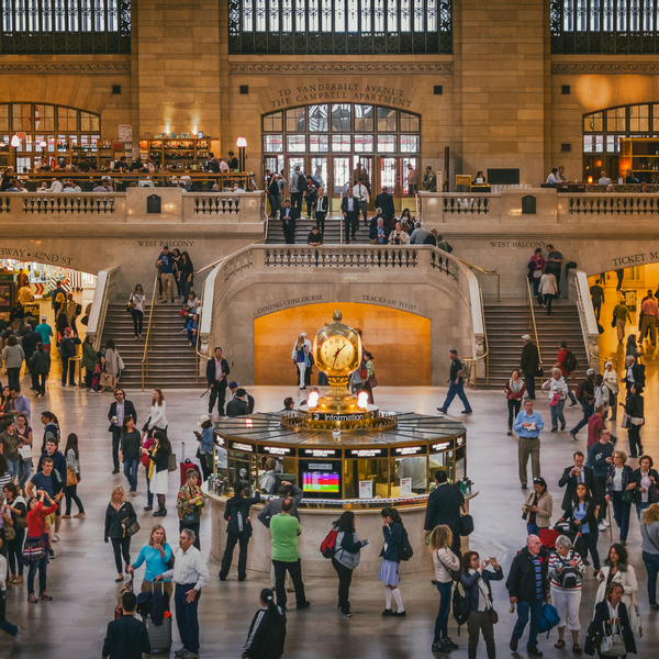 English Language | Etiquette in Public Places - Blog | EnglishHelper