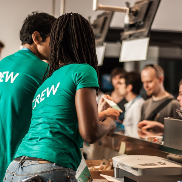 English Conversation | Customer Service - Blog | EnglishHelper